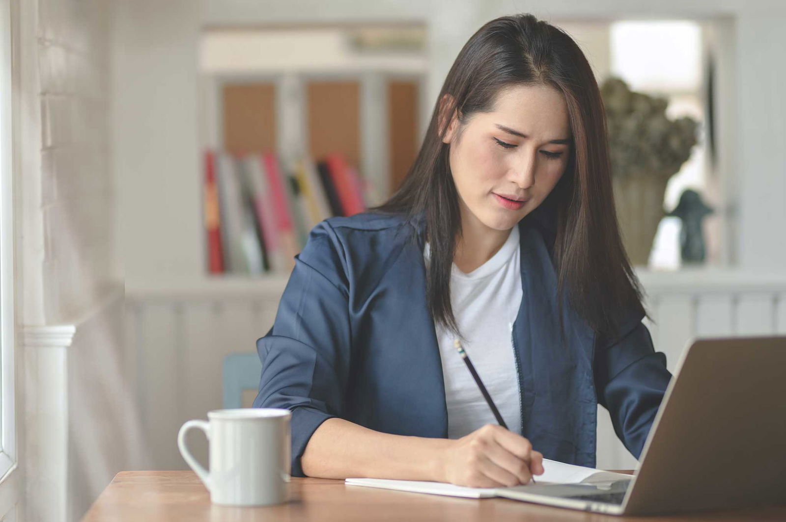 Trinity CertTESOL Part-Time (Level 5) RQF | Teach English | OIDI